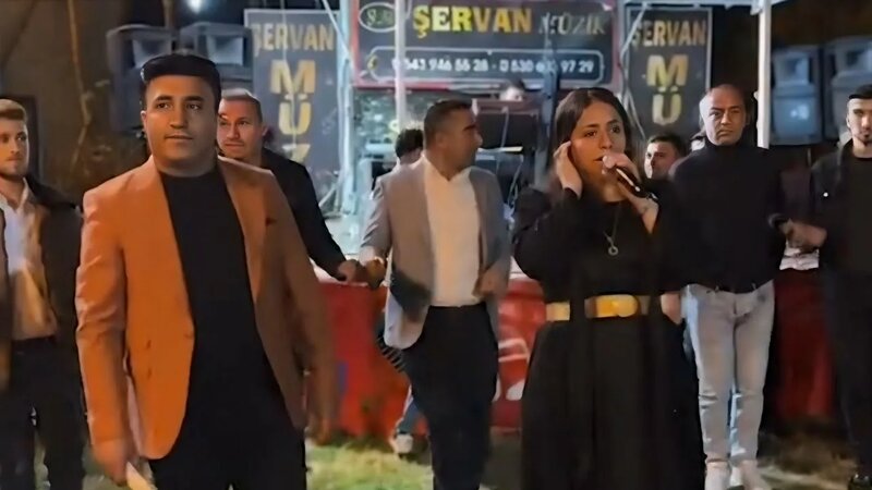 Hozan Menice & Hozan Şerwan - Siirt Kurtalan | Toksoy Ailesinin Düğünü ...