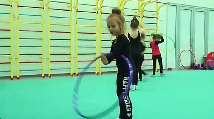 Видео Моя Тренировка по гимнастике перед выступлением Школьный день ...