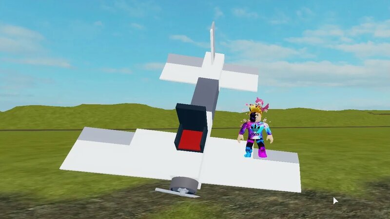 Learning how to make a plane in Roblox Plane Crazy! - Смотреть онлайн в ...