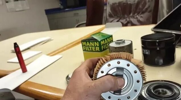 Mann Vs Hengst German Oil Filter Comparison - Never used these filters ...