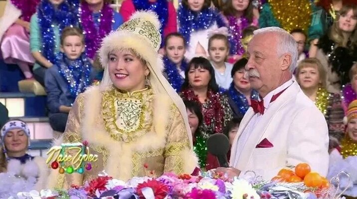 Видео Поле Чудес - Новогодний Выпуск Выпуск От 30.12.2016 | OK.RU - Смотреть онлайн в поиске ...