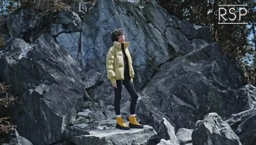 Vrhush Hands-on approach with Alura Jenson & Laney Grey