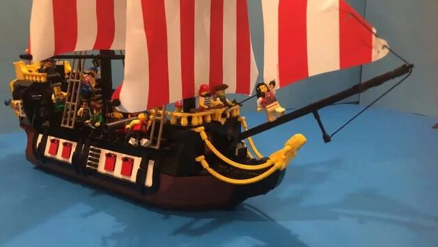 LEGO Pirates: Pirates of the Black Sea Barracuda - stop motion ...