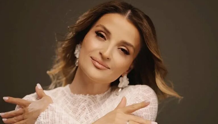 Silva Hakobyan - Im Sirun Aghjik — Видео от Армянская Музыка - Смотреть ...