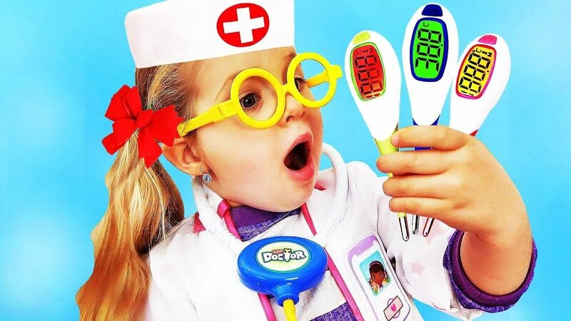 Crying baby! Accident! Bad Babies Playing Doctor / Learn Colors with ...