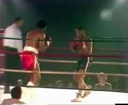 1985 11 01 Mike Tyson vs Sterling Benjamin | Майк Тайсон против ...