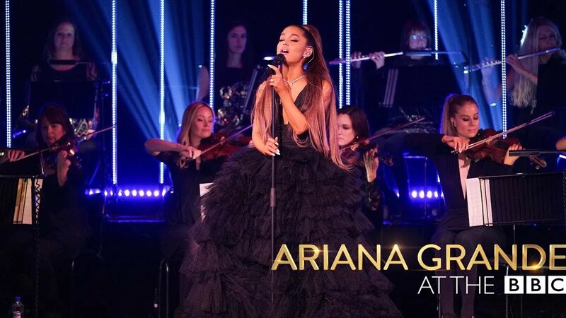 Ariana Grande - God is a Woman (Ariana Grande At The BBC) - Смотреть ...
