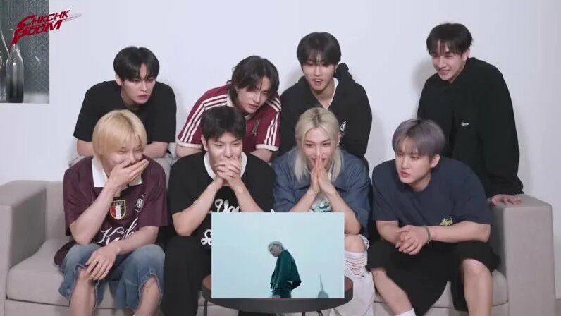 [Русская озвучка by Ayka] Реакция Stray Kids на клип "Chk Chk Boom ...