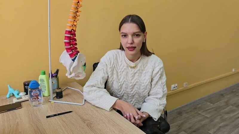 Chiropractic with a beautiful girl - Yandex Video aramada çevrimiçi izle