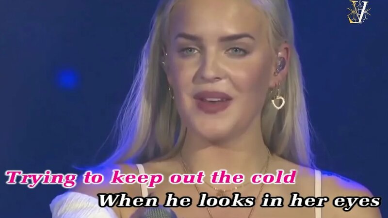 Rockabye - Clean Bandit feat. Sean Paul & Anne-Marie [Official MV with ...