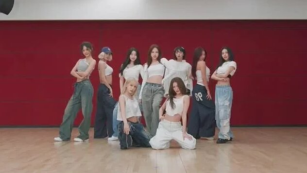 Twice (트와이스) - 'Strategy' dance practice mirrored - Смотреть онлайн в поиске Яндекса по Видео