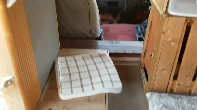 Sold: Off-Road Camper Overland Isuzu ELF 1990 Turbo-Diesel 4X4 solid ...