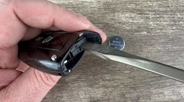 2013 - 2018 Hyundai Santa Fe Key Fob Battery Replacement - How To ...