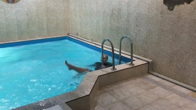 Wetlook / fully clothed / dress and tights in pool / wet / wam / ветлук ...