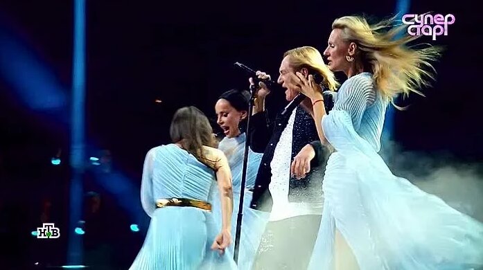 Видео Сергей Челобанов и гр Gold Strelki Ну и что (СуперСтар 22 03 25 ...