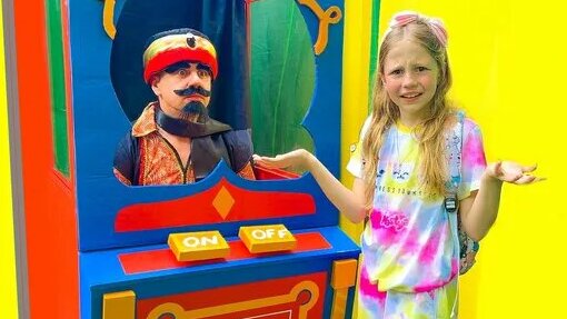 Nastya and Dad escape the maze and other funny stories for kids ...
