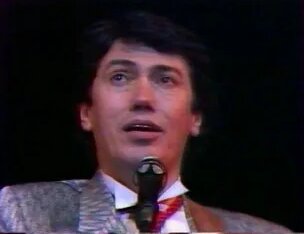 Ты моя надежда, ты моя отрада, в каждом русском сердце ты, моя Москва ...