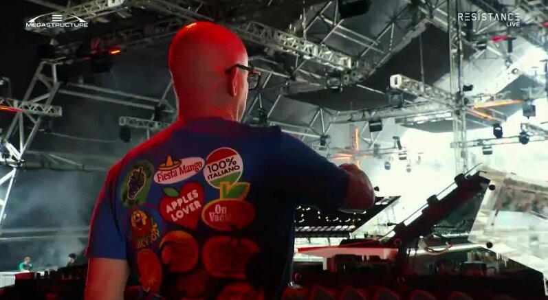 Stephan Bodzin - Live @ Resistance Megastructure Stage, Ultra Music ...