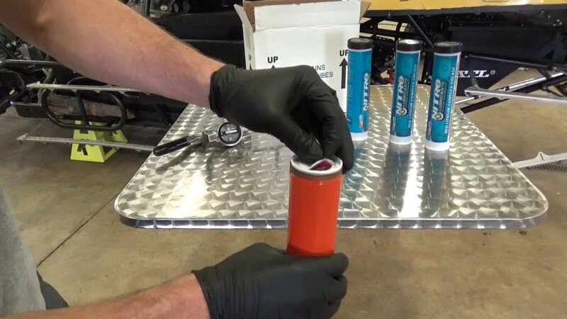 Nitro Lubricants Red Lithium Tube Grease For Grease Guns - Available ...