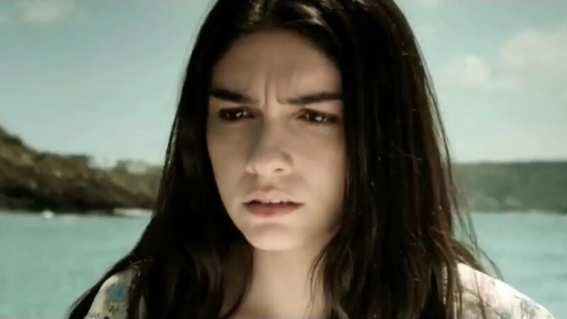 Hazar Ergüçlü (Dilber) Meme Açma Sahnesi - Yandex Video aramada ...