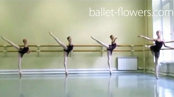 Видео Vaganova Ballet Academy. Classical dance. Girls, 3rd class. 2014 ...