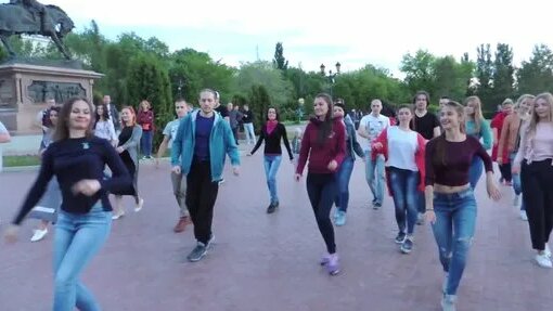 Как я танцую - YouTube