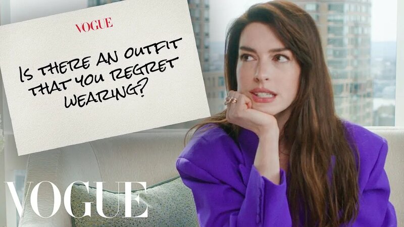 Anne Hathaway Answers 7 Questions | Vogue - Смотреть онлайн в поиске ...
