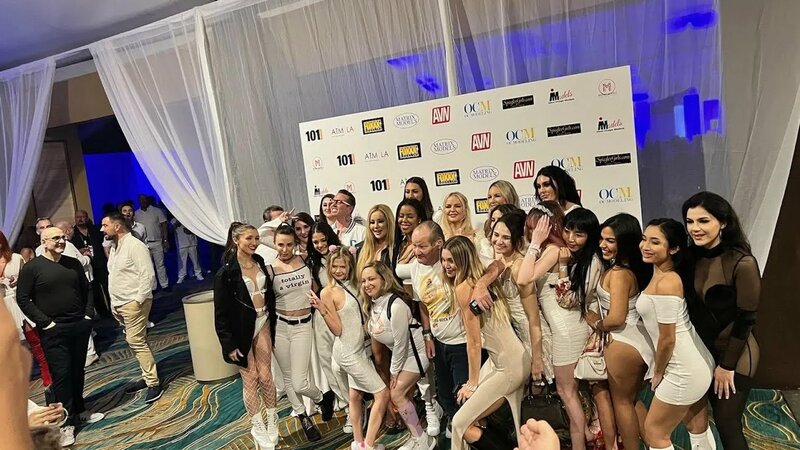 LIVE AVN Awards 2023 Red Carpet Interviews Resorts World Las Vegas ...