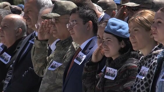 selam veren asker: 873 video Yandex'te bulundu