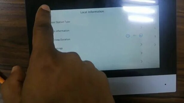 How to Configure Buttons for Hikvision IP video Intercom 4-Button Villa ...