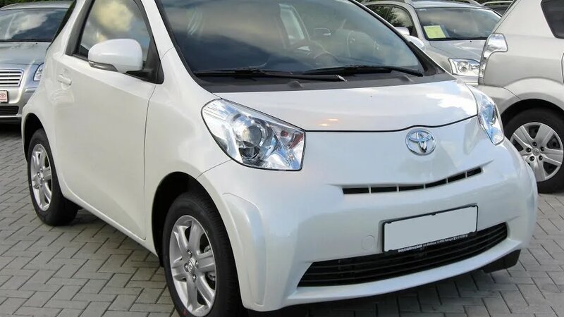 Toyota iq 1.0 petrol 1kr fe fuel filter replacment and location ...