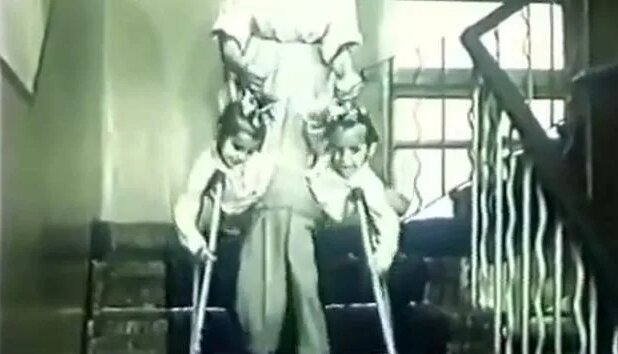 Конструктор красного цвета (Engineering red) 1993 г. - Смотреть онлайн ...