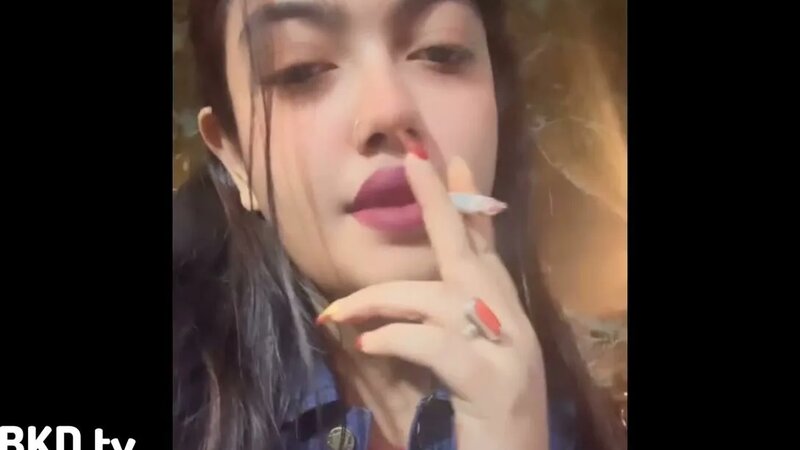 arpi deb smoking full video || indian girl smoking cigarettes|| desi ...