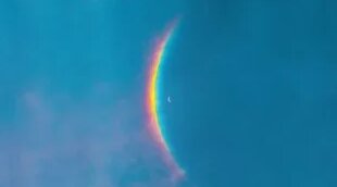 Coldplay - JUPiTER (Official Lyric Visualiser) - Смотреть онлайн в ...