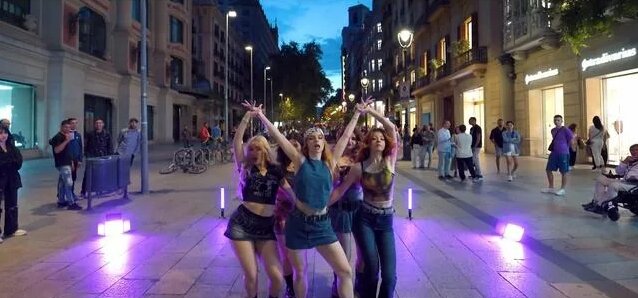 [KPOP IN Public] (G) I-DLE ((여자) 아이들) _ Queencard | Dance Cover by EST ...