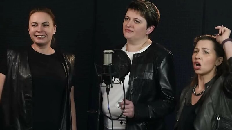 Песня-переделка «Пока мы молоды» (Герои) от родителей на выпускной в 11 ...