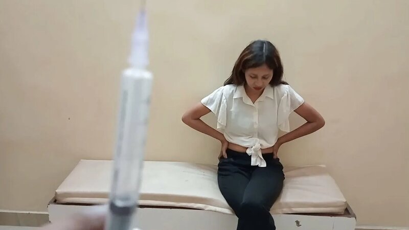 injection lgana padha in hospital |injection vlog new|funny video ...