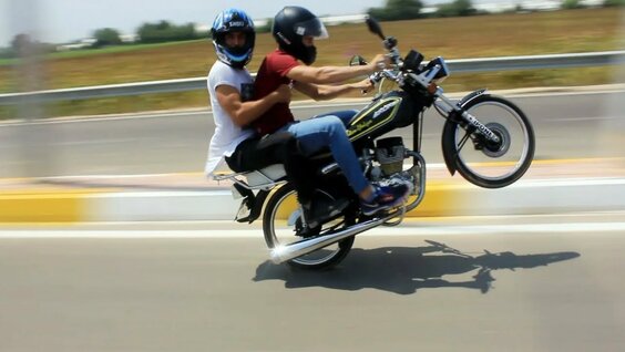 tek teker motor wallpaper: 436 video Yandex'te bulundu