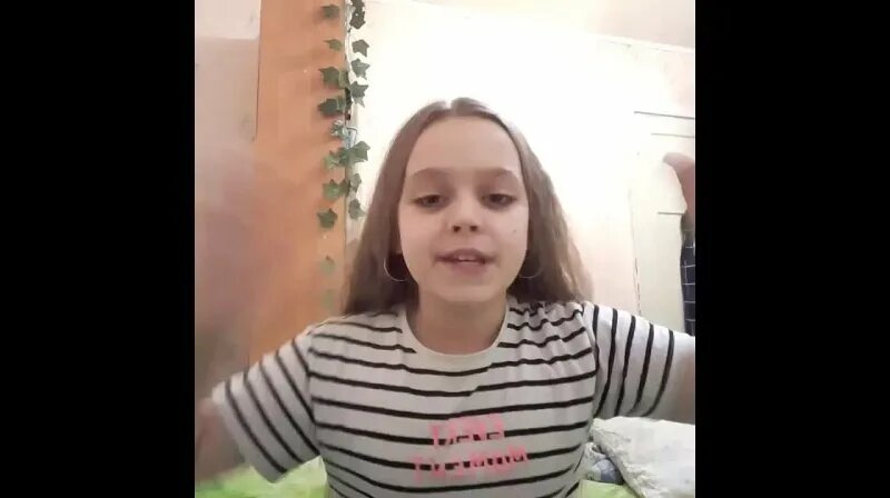 смотрю смешные видео в тик токе— Видео от Tori go - Смотреть онлайн в ...