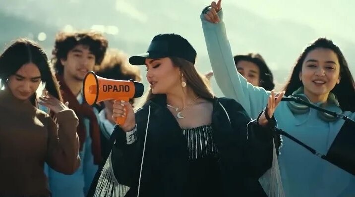 Видео Sevinch Ismoilova Yigitim bor Official Music Video_.mp4 | OK.RU ...