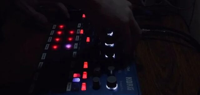 Perturbator - Future Club cover (Korg Electribe synthwave jam ...