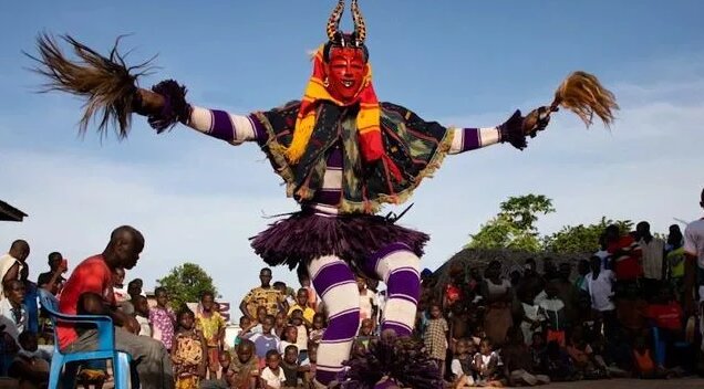 The World's Most Impossible Dance Explained || African Dance Style ...