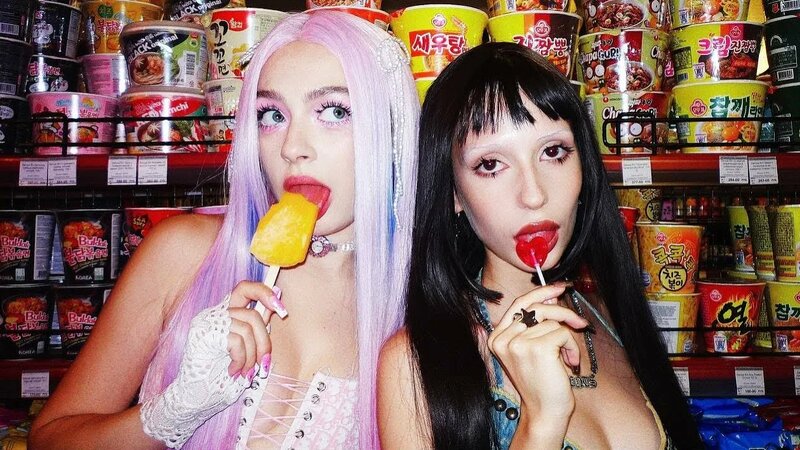 Мэйби Бэйби, Kill Eva — Popstars (Official Music Video) - Смотреть ...