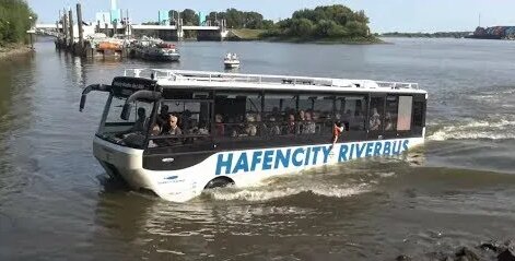 The spectacular amazing swimming bus 4K Quality Video - Yandex Video ...