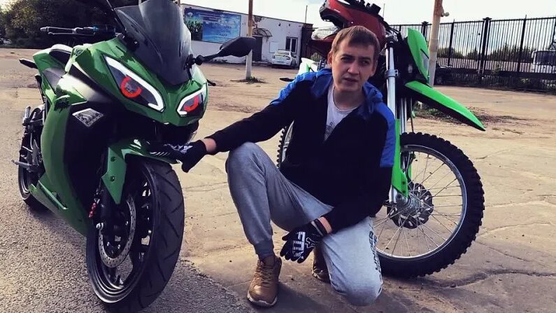 Электромотоцикл Kawasaki Ninja 4000 Вт. Разгон до 100. Заезд с 50сс ...
