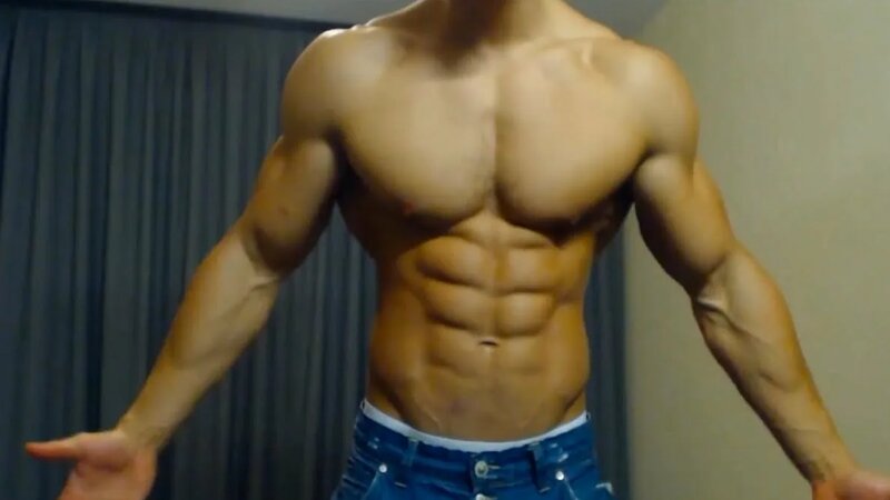 ASMR delicious mascular bodybuilder Flexing His Sexy Body | flexing ...