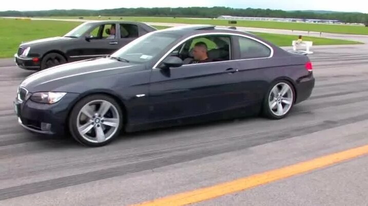 Mercedes E55 AMG vs. BMW 335i Coupe - Смотреть онлайн в поиске Яндекса ...