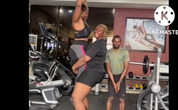 Tall Mary Jay -3 | lift carry and height comparison | tall girl short ...
