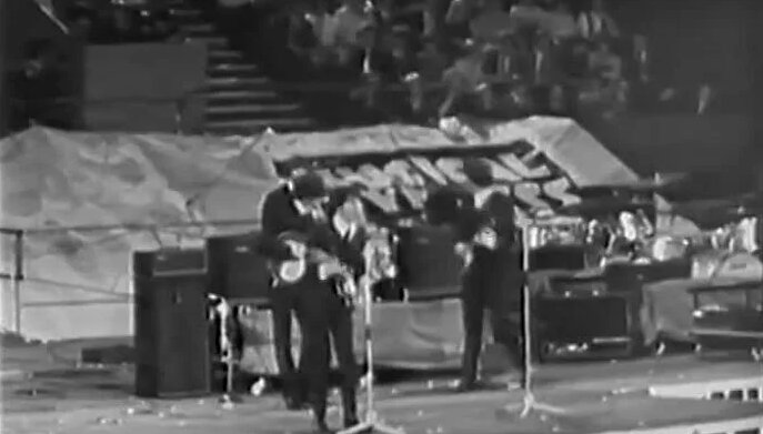 Видео The Beatles The NME Poll Winners’ All Star Concert 26th April ...
