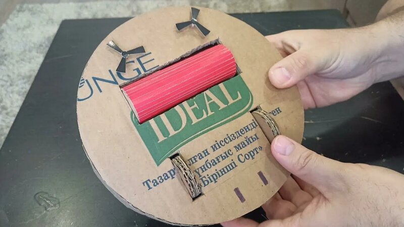 Робот-пылесос из картона / robot vacuum cleaner made of cardboard ...
